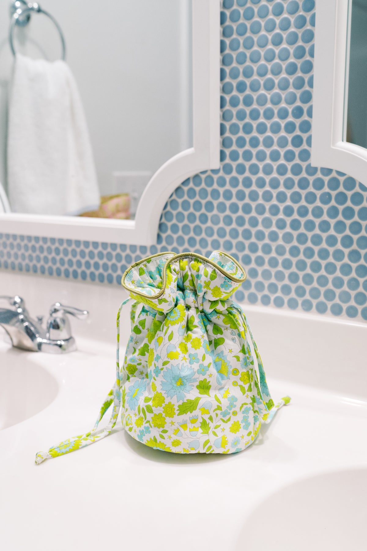 The Summer in Bloom Pouch x Fête Papier | Beth Ladd Collections